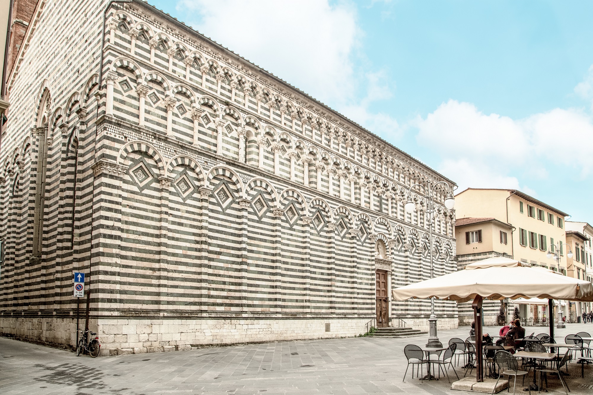 Enjoy Pistoia – City tour (also in English) - Visit Pistoia